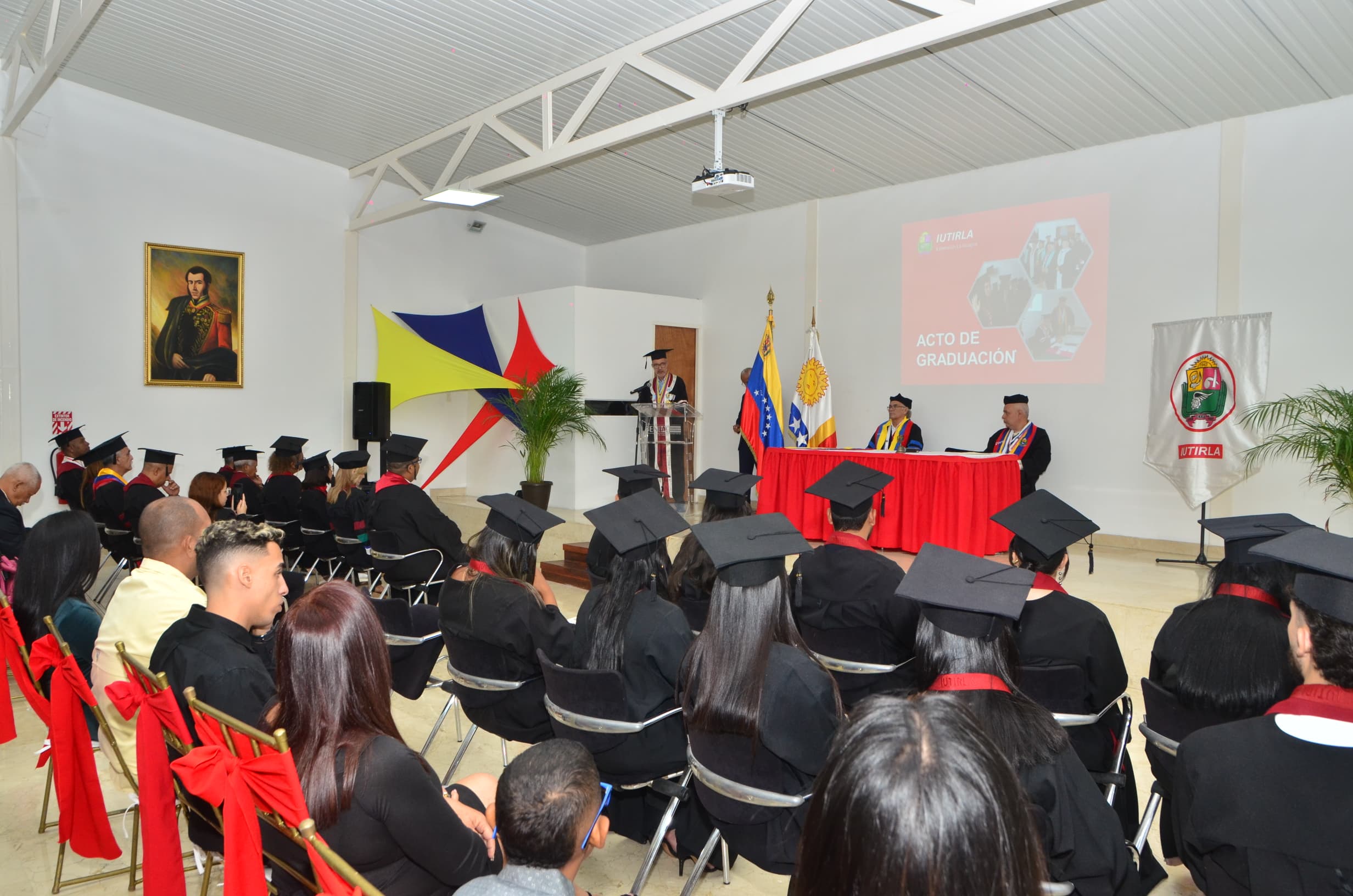 IUTIRLA celebra la graduación de nuevos profesionales en La Guaira ...